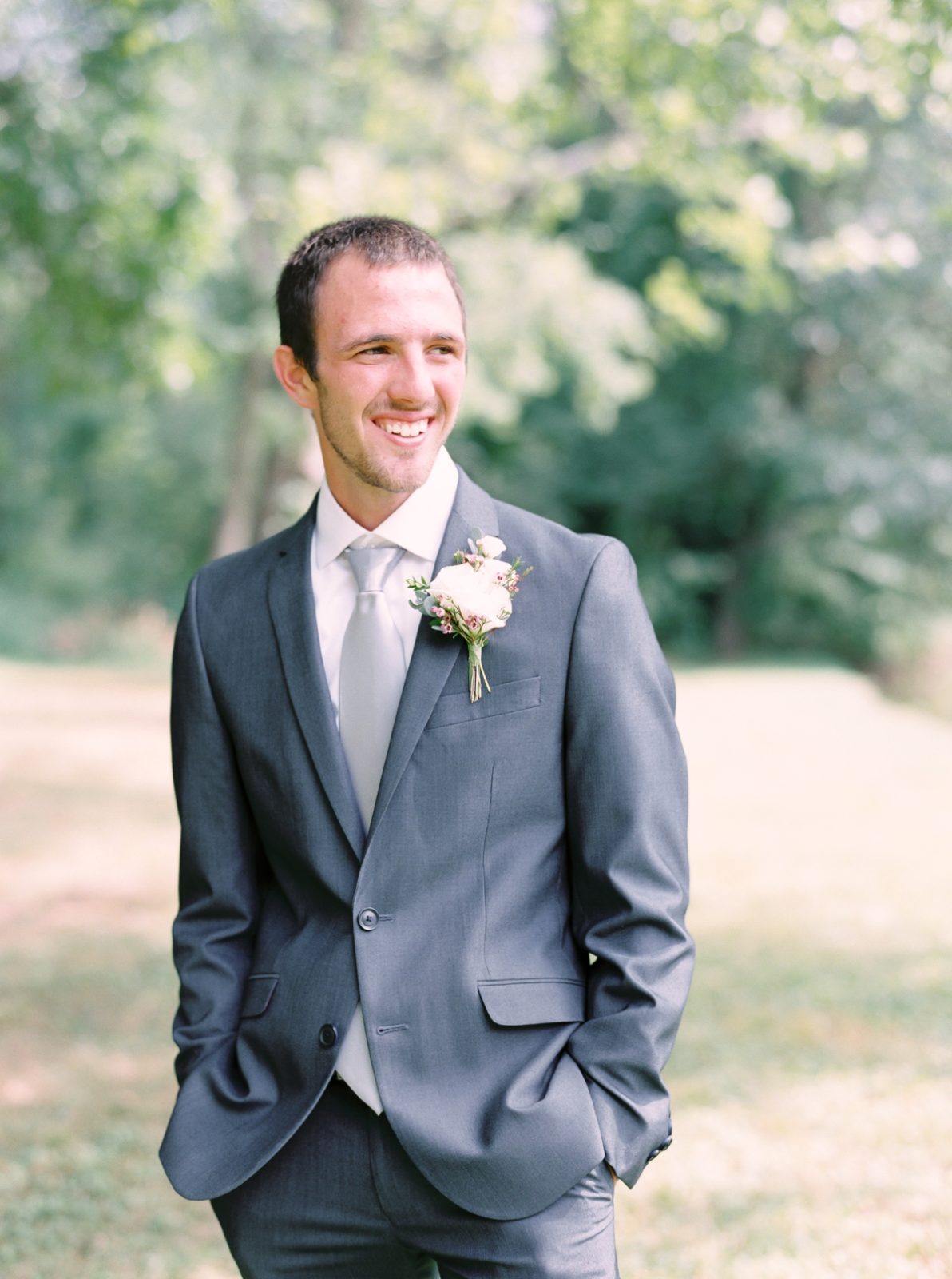 Dallas & Ashley Weaver - Di Images LLC