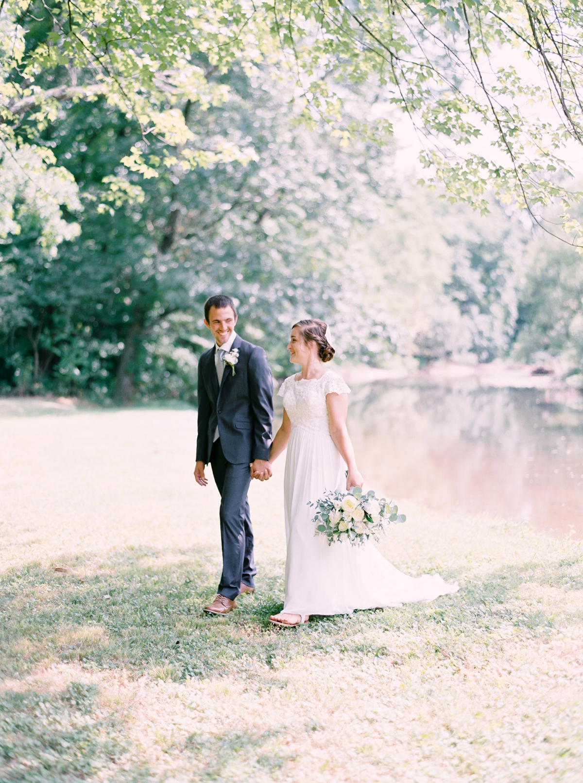 Dallas & Ashley Weaver | DiImages