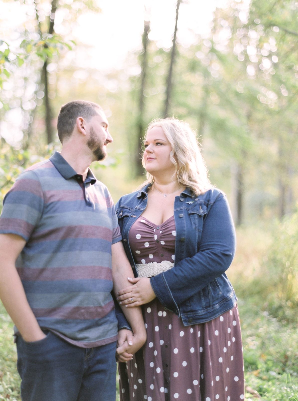 Daniel + Whitney : A Farmyard Engagement - Di Images LLC