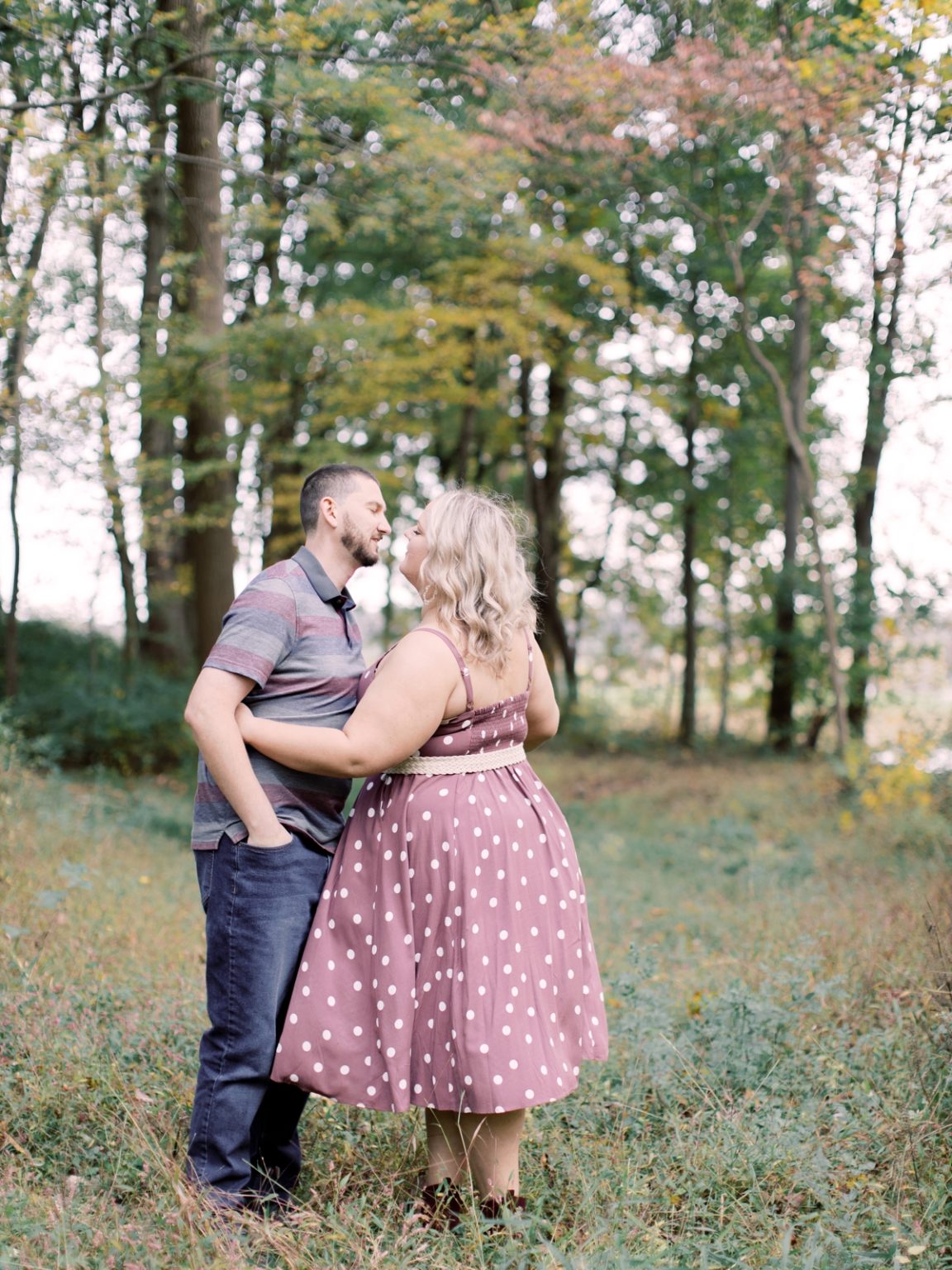 Daniel + Whitney : A Farmyard Engagement - Di Images LLC