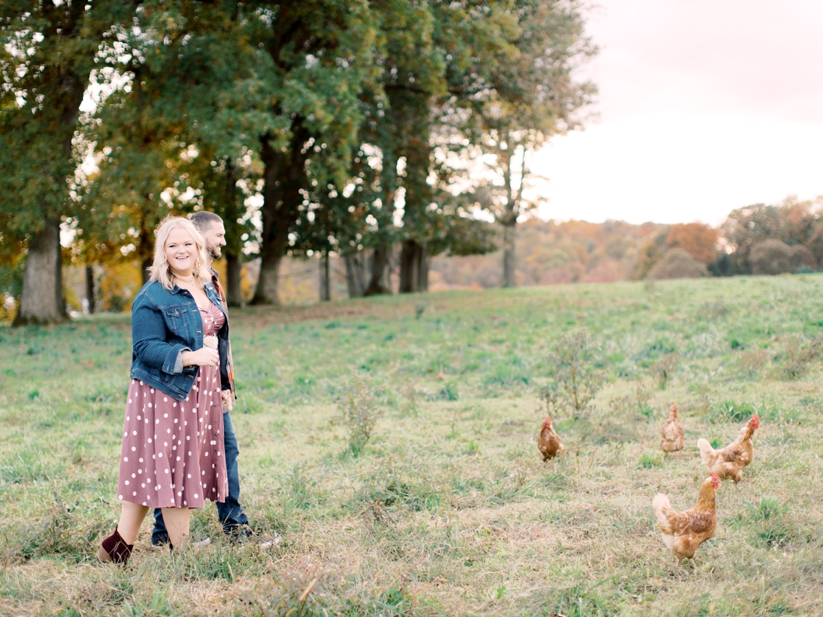 Daniel + Whitney : A Farmyard Engagement | DiImages