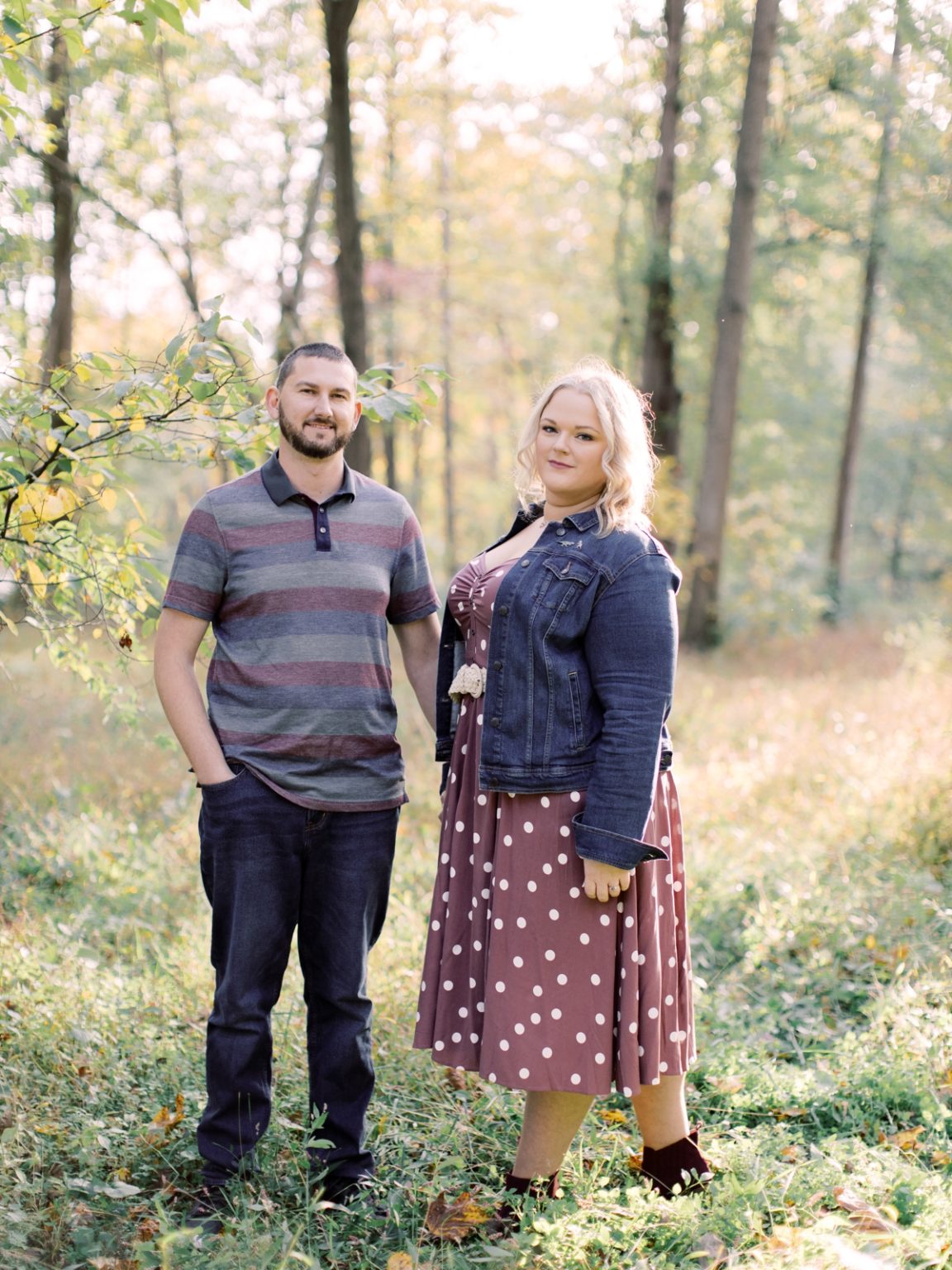 Daniel + Whitney : A Farmyard Engagement - Di Images LLC