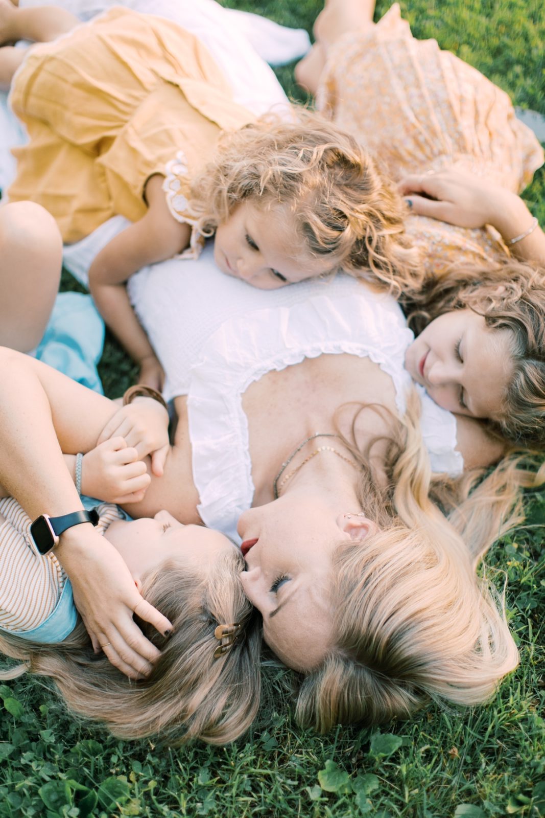 Kristen & Her Girls - Di Images LLC